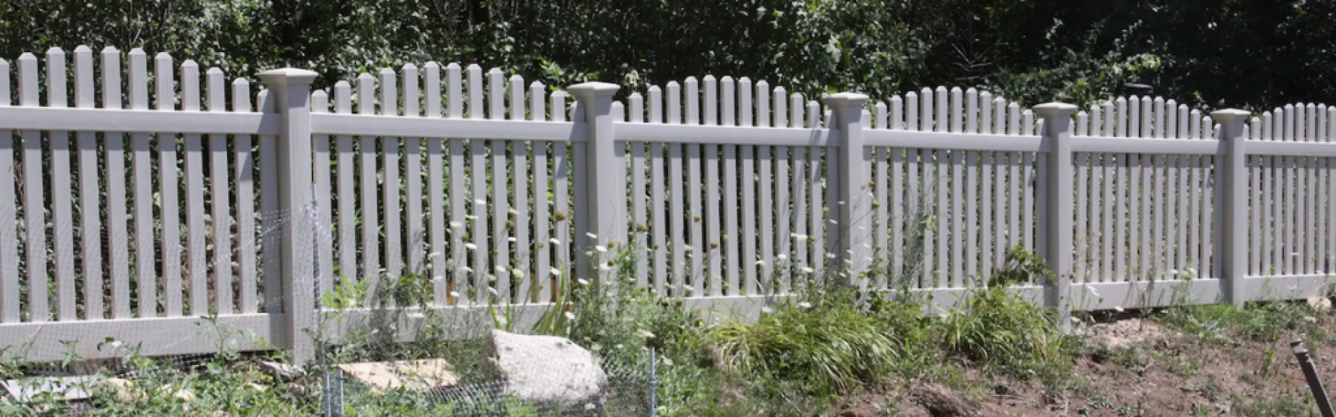 How To Fix Gap Under Fence - Bottom of Fence Gap Ideas